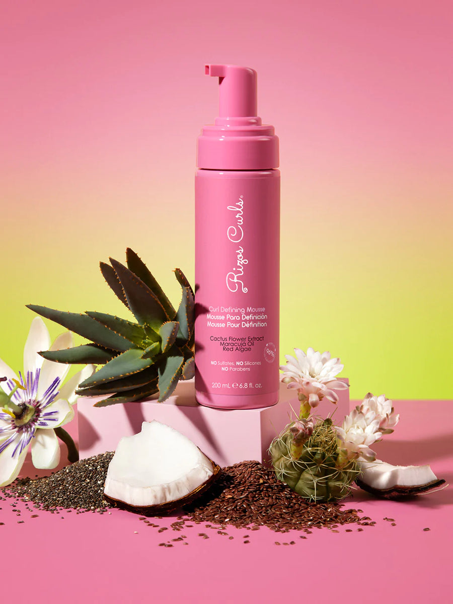 CURL DEFINING MOUSSE – What a Curl Wants